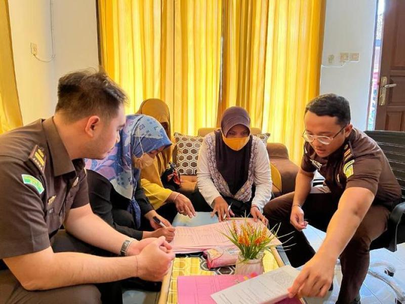 Kejari Klungkung Tahan 3 Tersangka Kasus Dugaan Korupsi Bumdes Karya